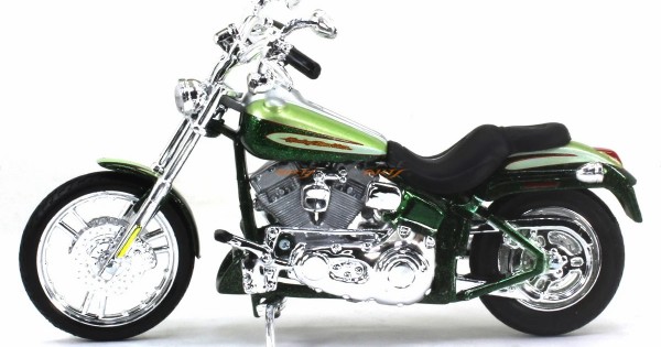 Harley Davidson 2004 FXSTDSE CVO 1:18 Model Motosiklet